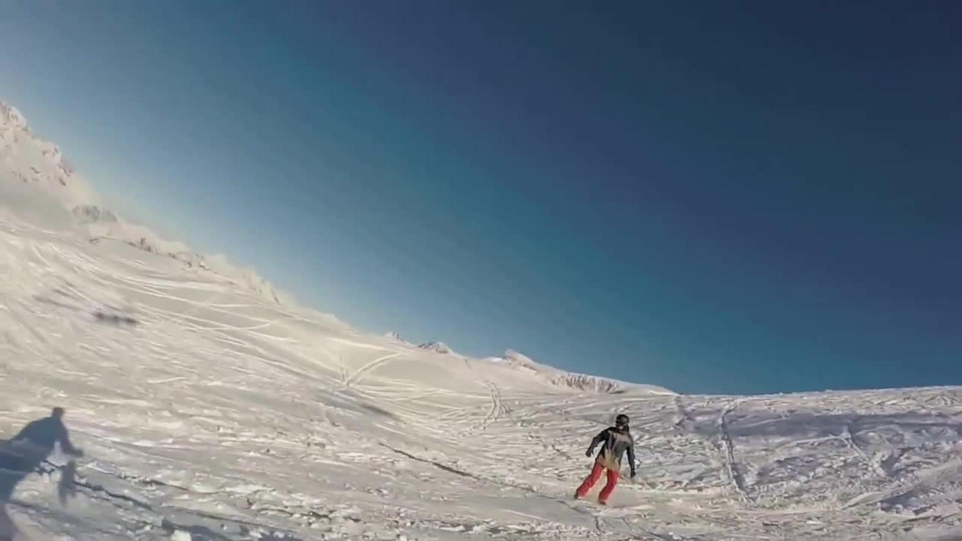 Snowboarder Crashes and Faceplants in Alps | Jukin Licensing