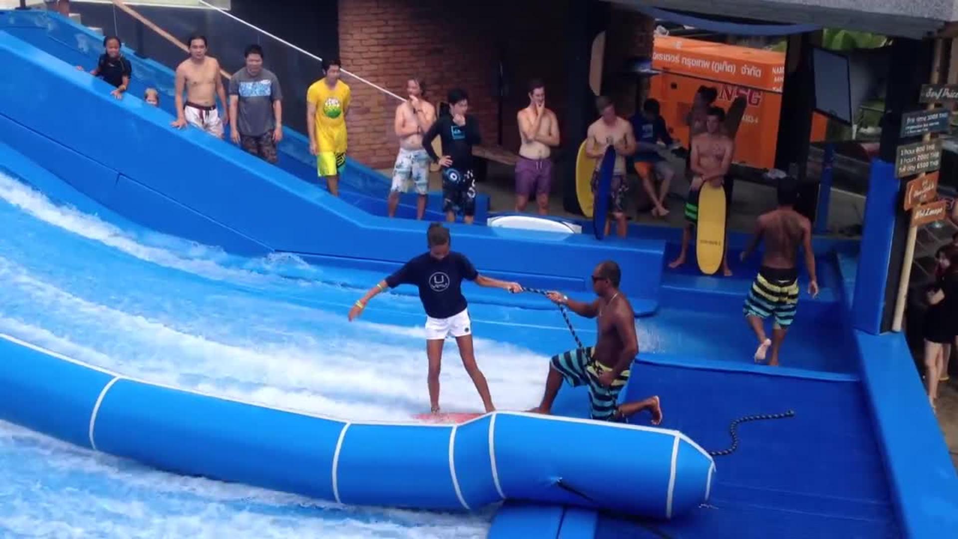 Girl on Flowrider Falls off Board Then Faceplants in Water | Jukin ...