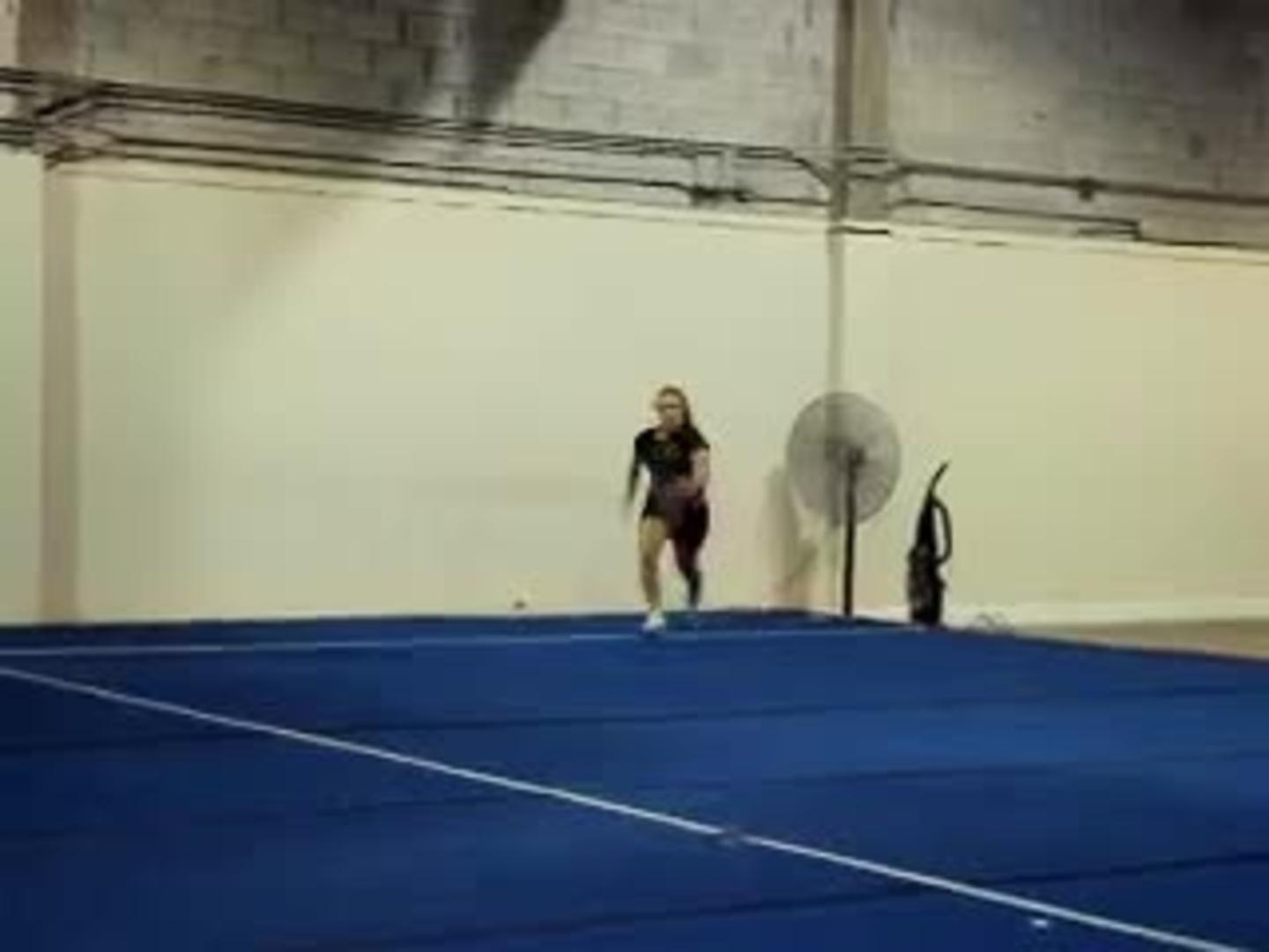 Girl Fails at Tumbling | Jukin Licensing