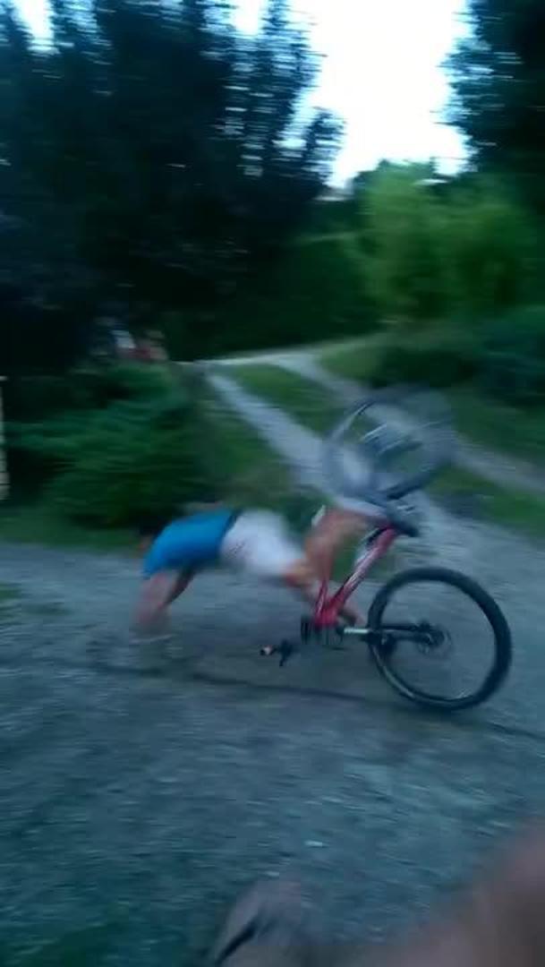 Grown Man Is a Good Sport Despite Faceplanting off Bicycle | Jukin ...