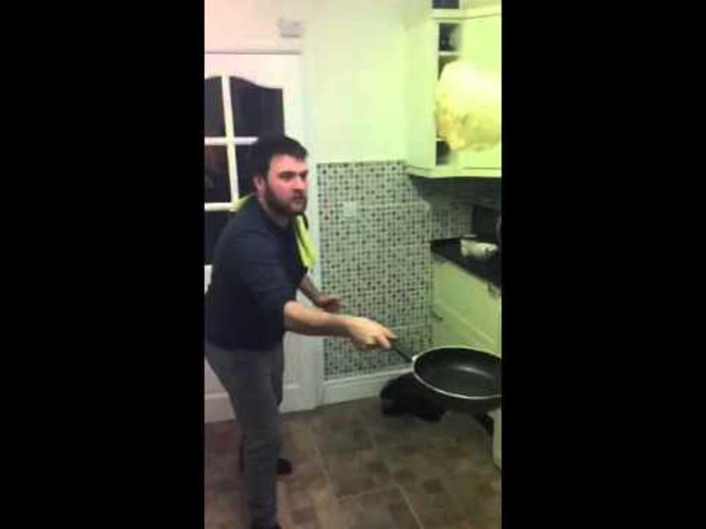 Pancake Flip Fail | Jukin Licensing