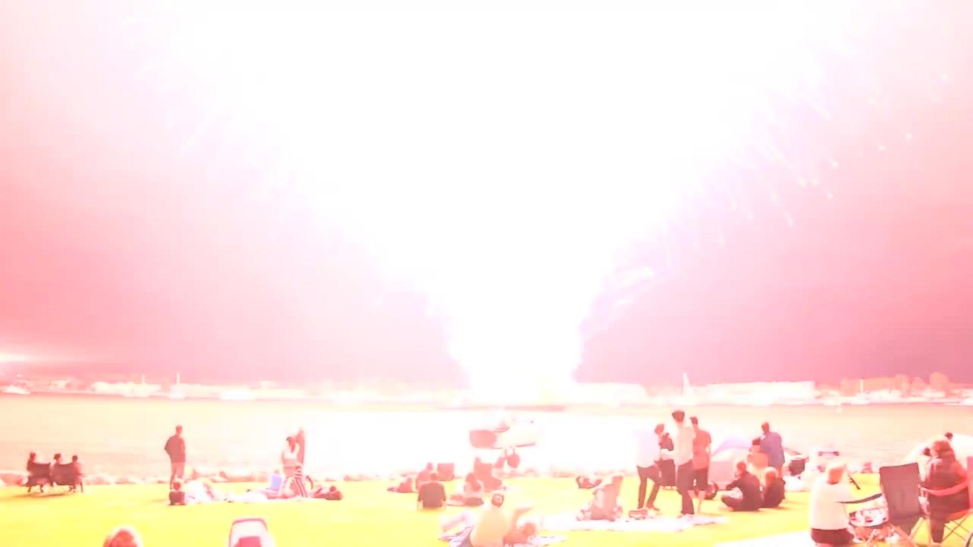 7000 fireworks go off at once | Jukin Licensing