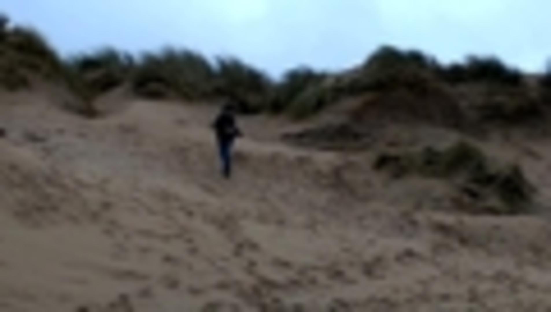 Kid Faceplants on Sand Dune | Jukin Licensing