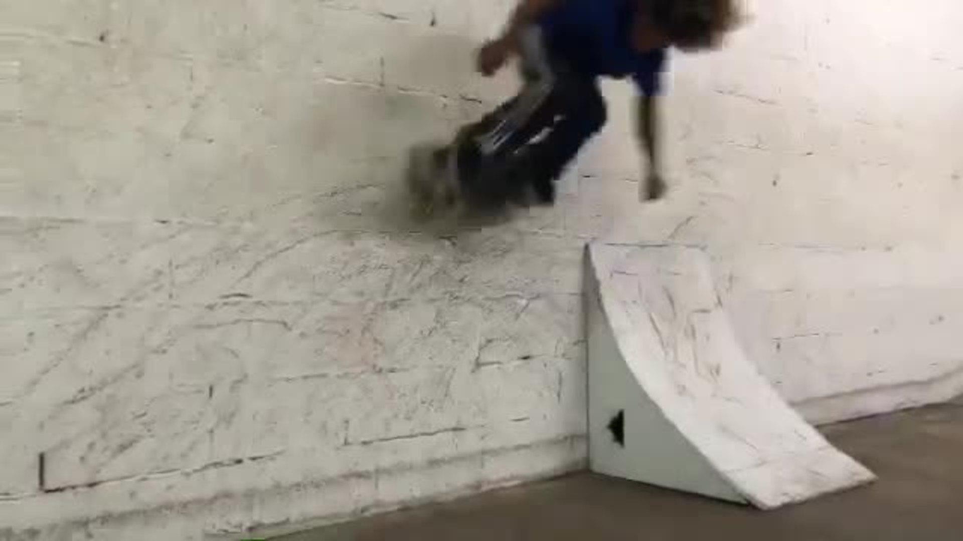 Little Kid Performs Wall Ride | Jukin Licensing