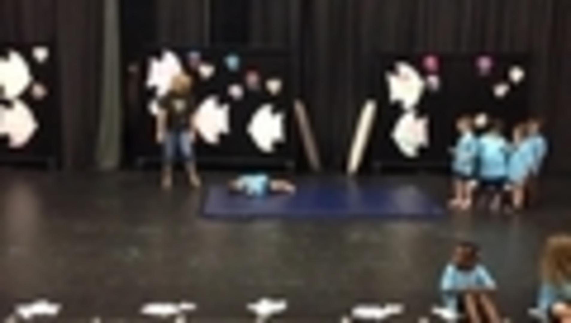 Child Gymnast Roll Fail | Jukin Licensing