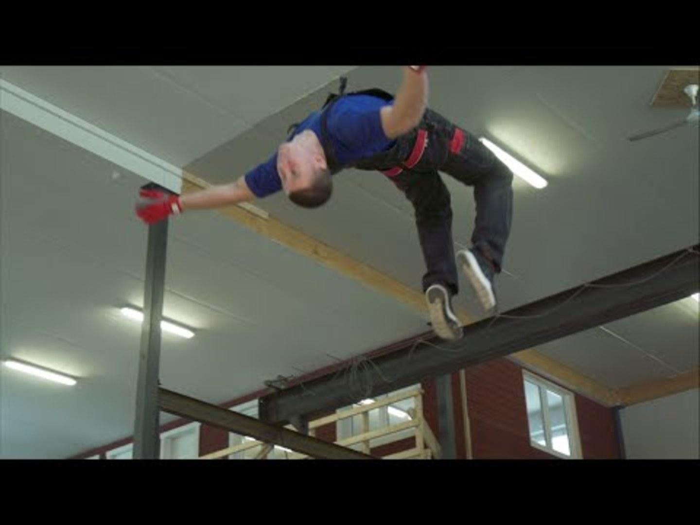 Construction Workers Show Off Gymnastics Skills | Jukin Licensing
