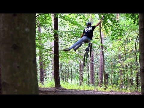 One Handed Bike Trick Ends in Cringeworthy Fall | Jukin Licensing