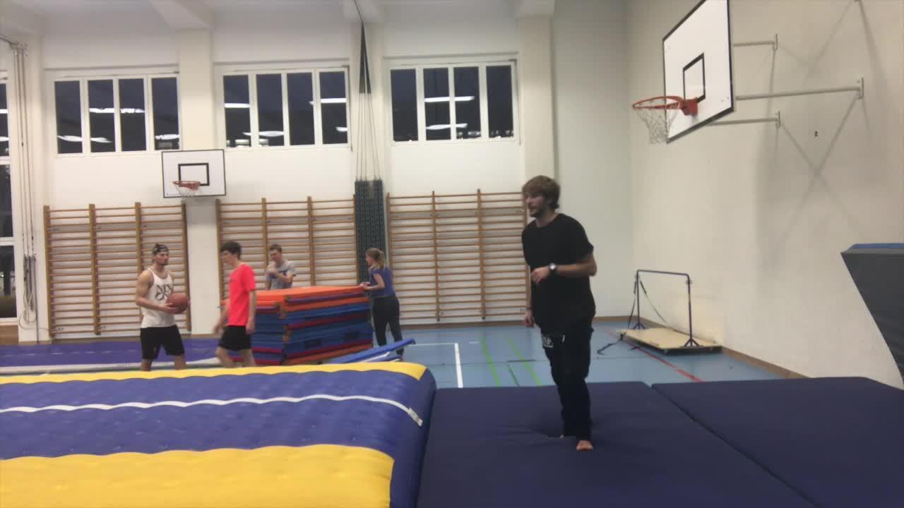 Guy Does Awesome Flips and Jumps Off Walls | Jukin Licensing