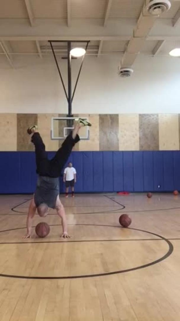 Push Up Basketball Trick | Jukin Media Inc