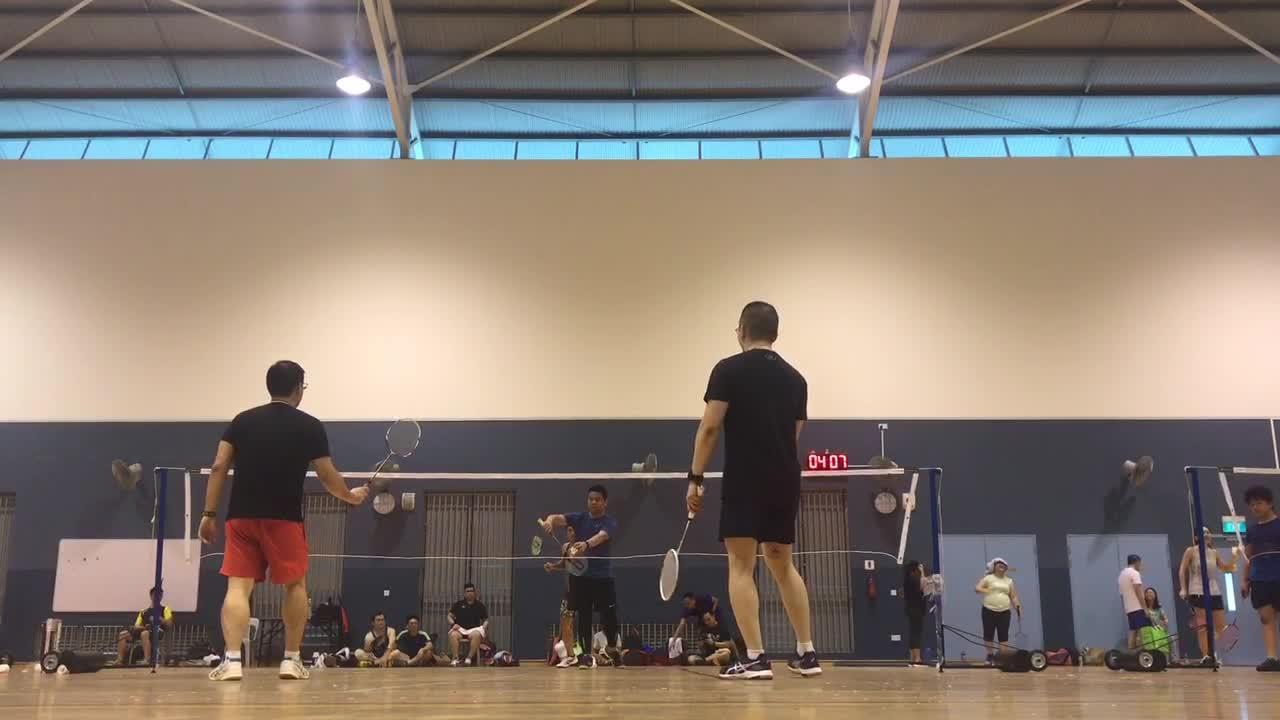 Guy Hit on the Head With Racket | Jukin Licensing