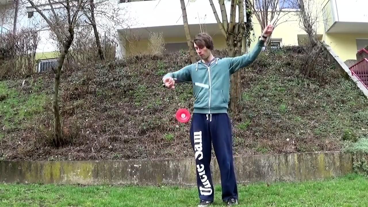 Guy Shows off Diabolo Juggling Tricks | Jukin Media Inc