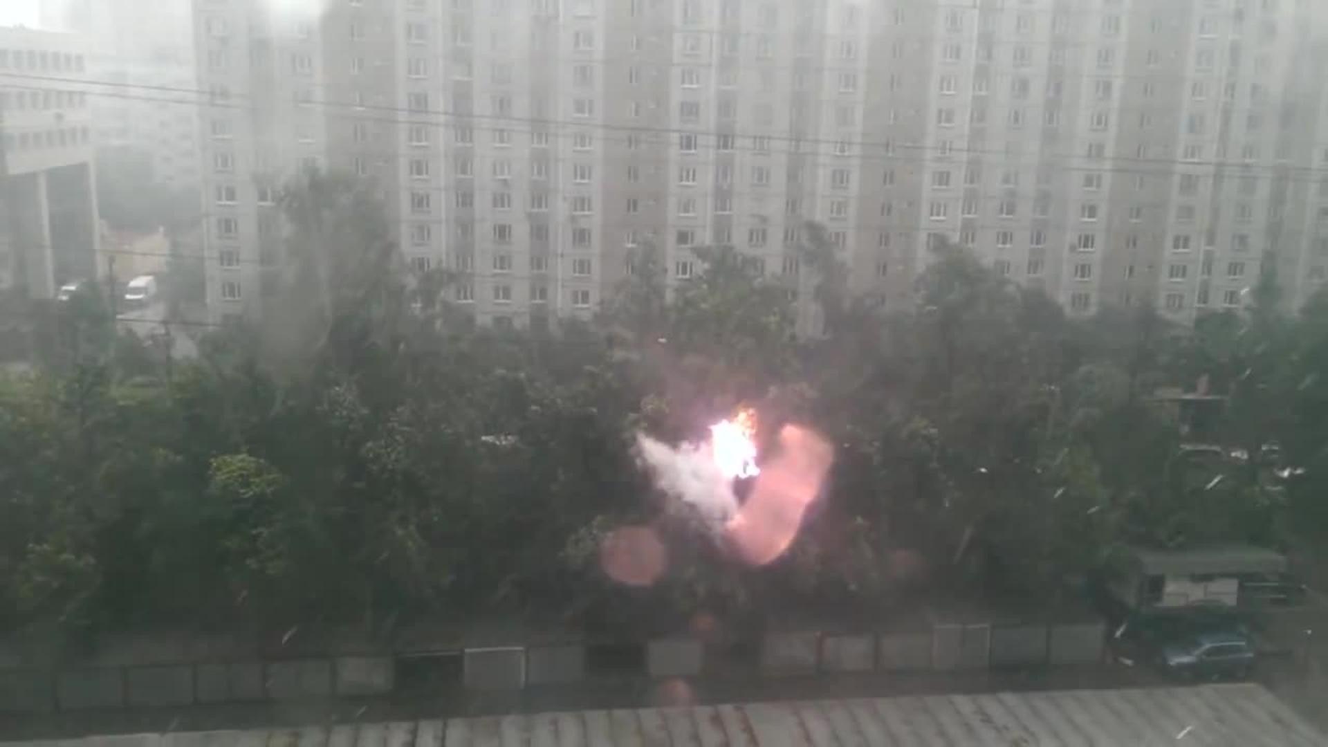 Power Line Explosion | Jukin Media Inc