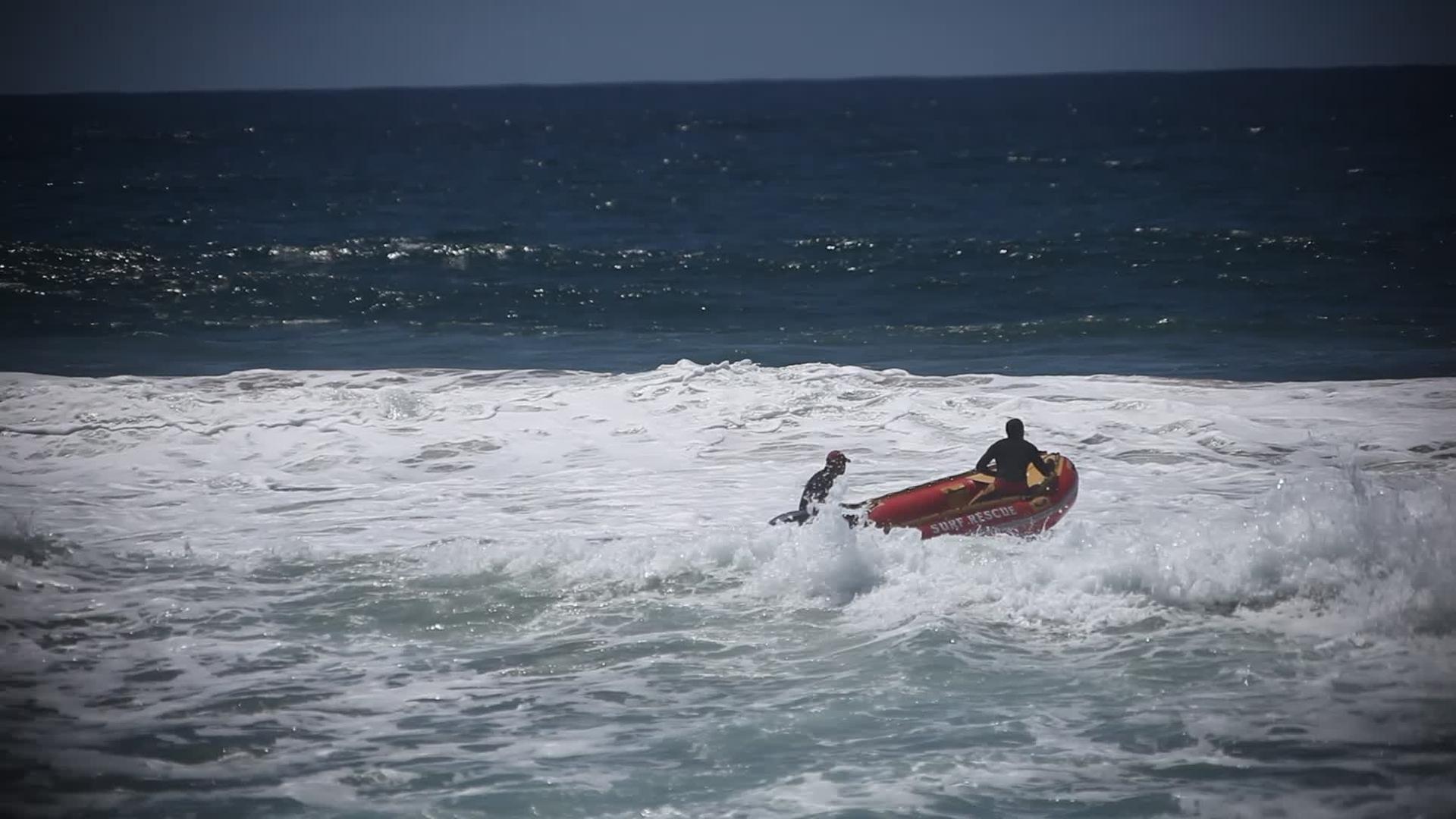 Dinghy Derby Boat Flips Over | Jukin Media Inc