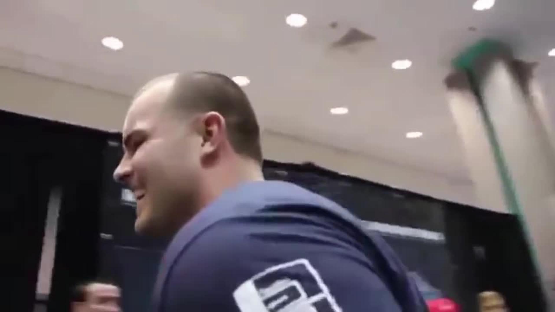 Arm Wrestling Girl Breaks Arm | Jukin Media Inc