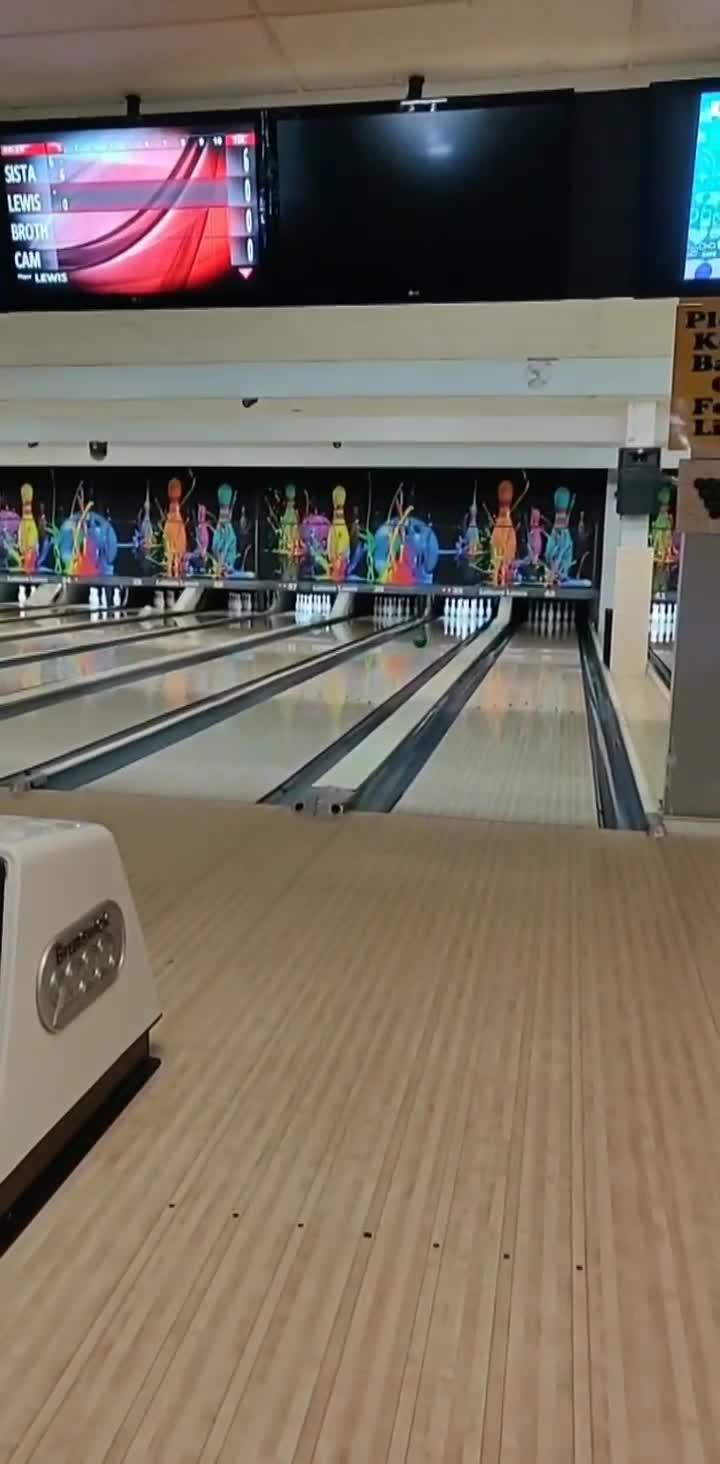 Guy Knocks Down All Pin at Once While Bowling | Jukin Licensing