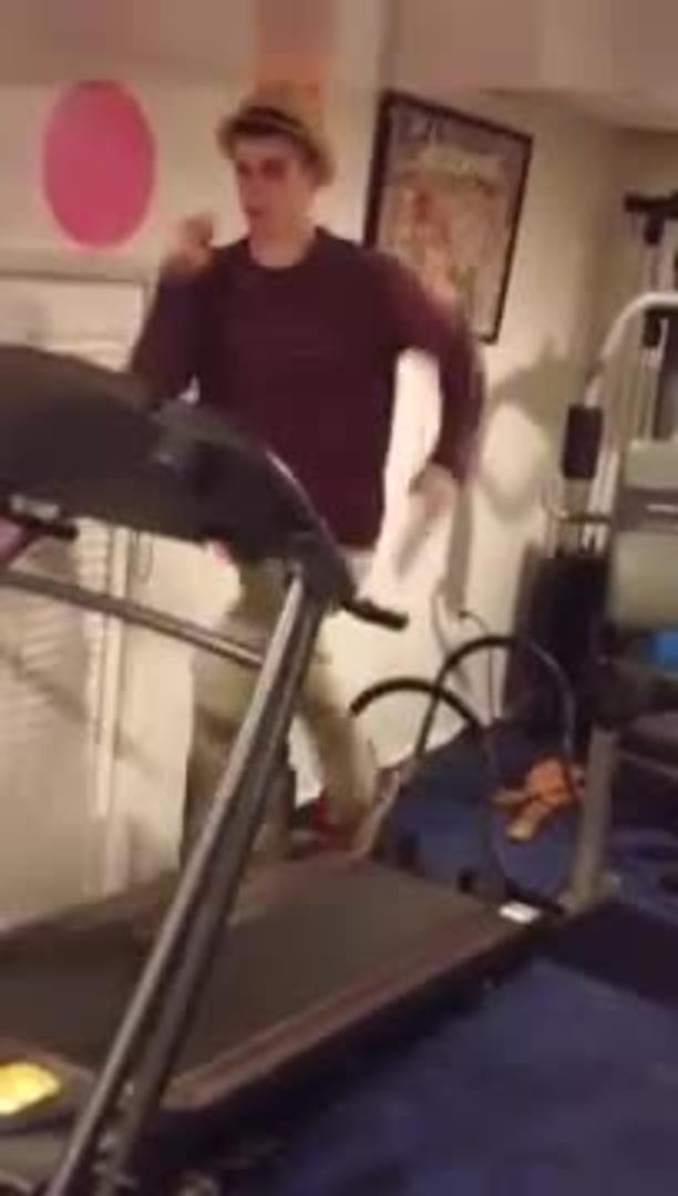 Running Man Fails at Removing Shirt | Jukin Licensing