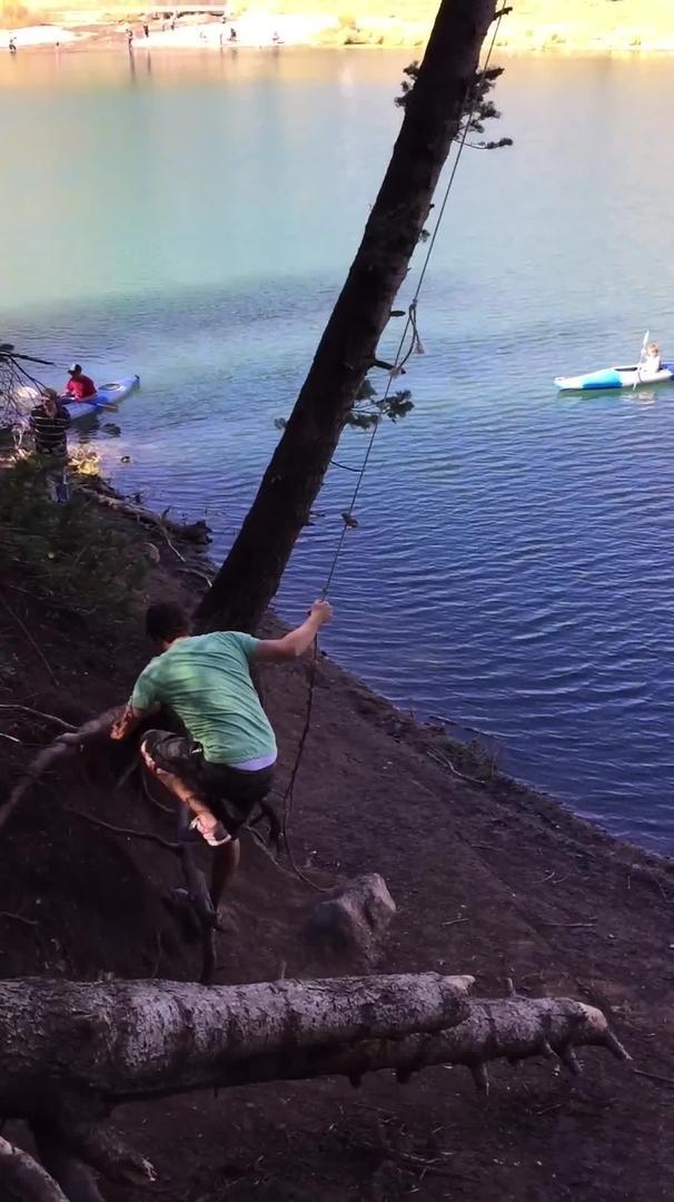 Dad Falls off Rope Swing | Jukin Media Inc