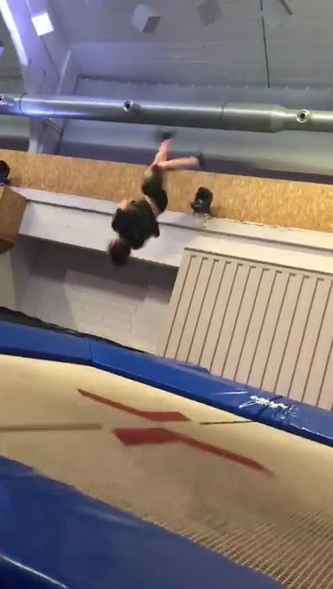 Boy Faceplants While Doing Backflips On Trampoline | Jukin Licensing