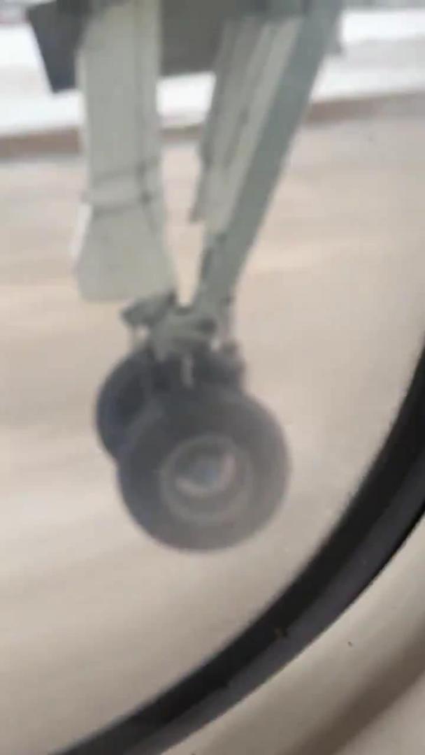 Airplane Loses Wheel During Take-Off | Jukin Licensing