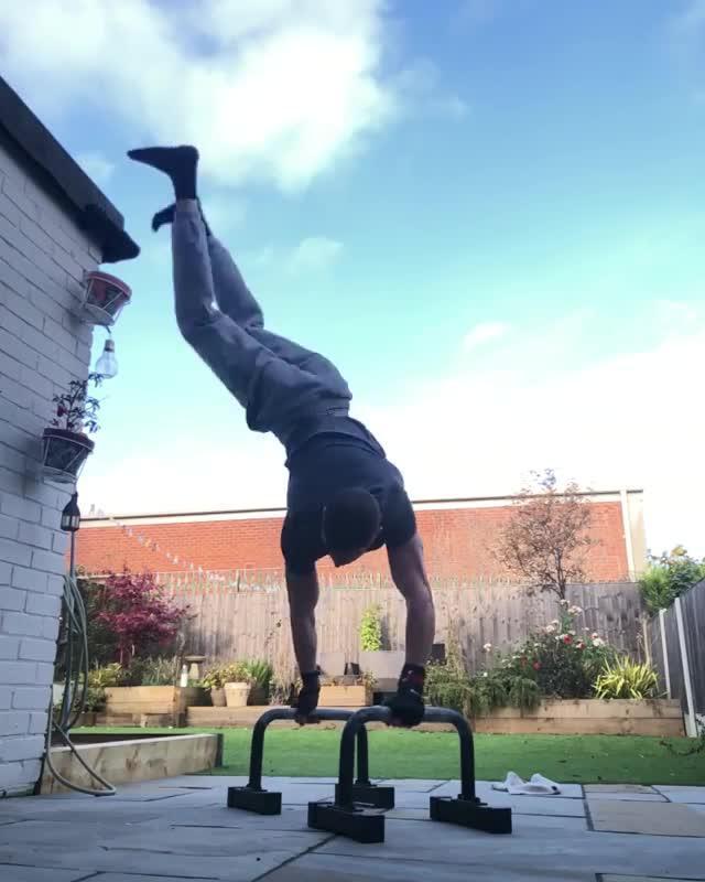 Man Smashes Plant Pot While Trying to Dismount From Handstand Position ...