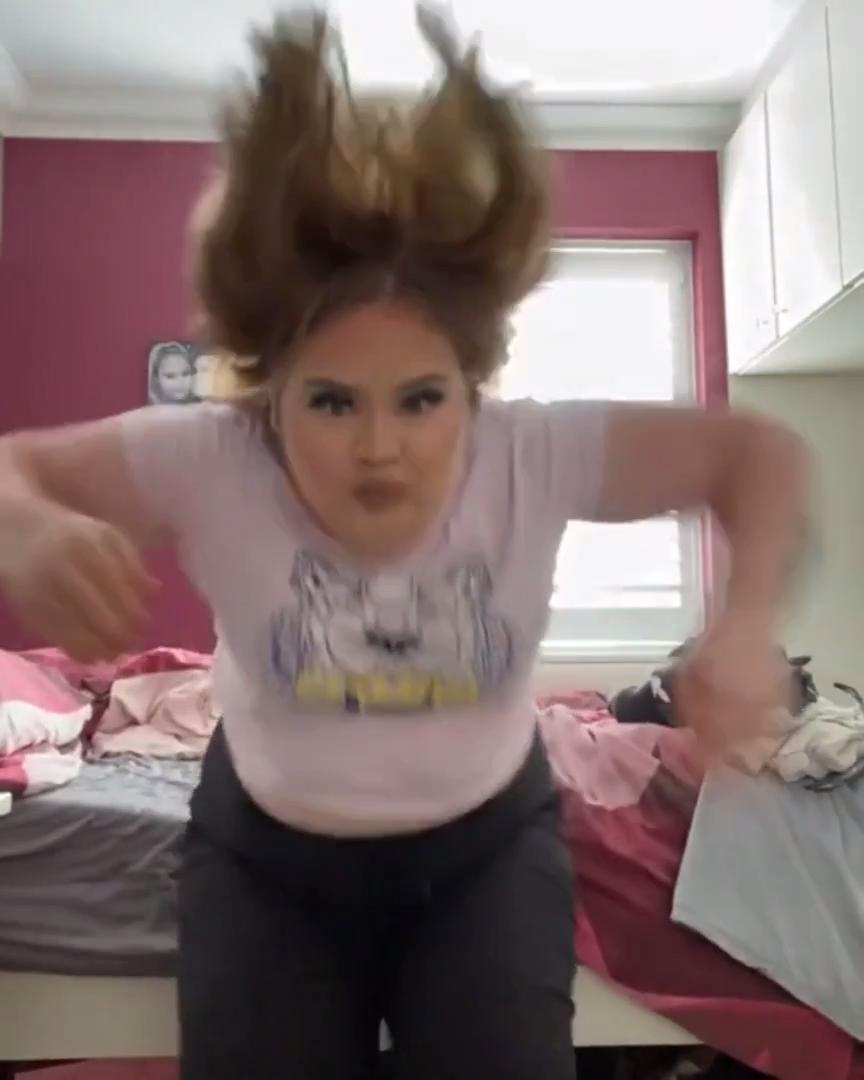 Girl Falls While Trying to Bounce Off Bed | Jukin Licensing