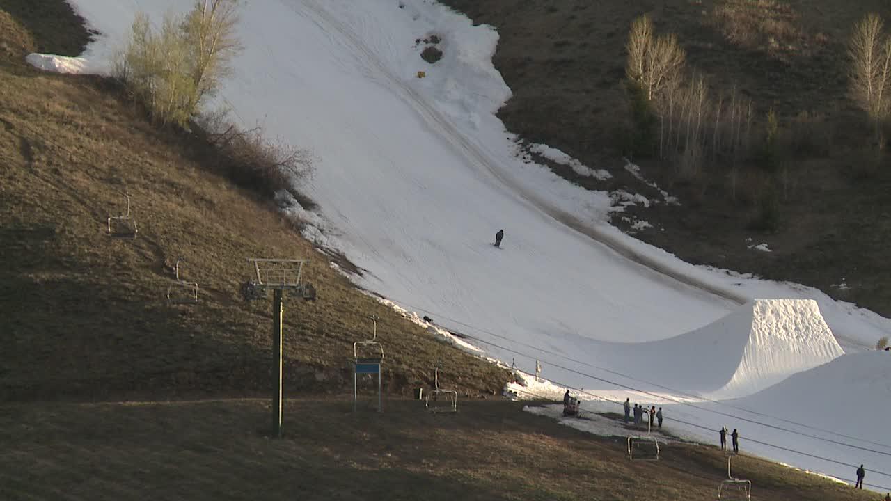 Skier Crashes While Performing 360-Degree Jump Over Massive Snow-Ramp ...
