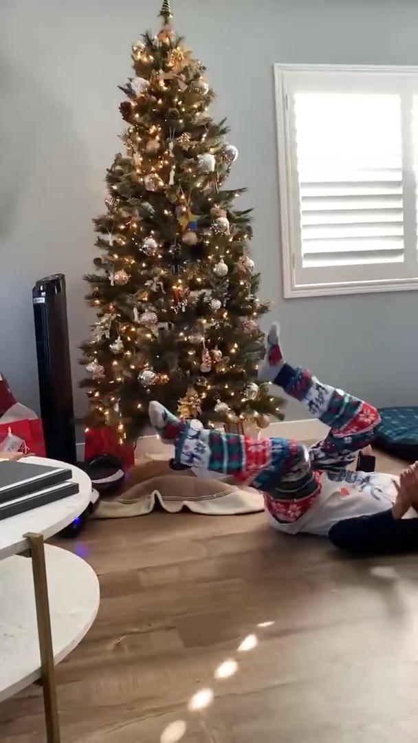 Boy Loses Balance And Crashes Into Floor While Riding Hoverboard ...