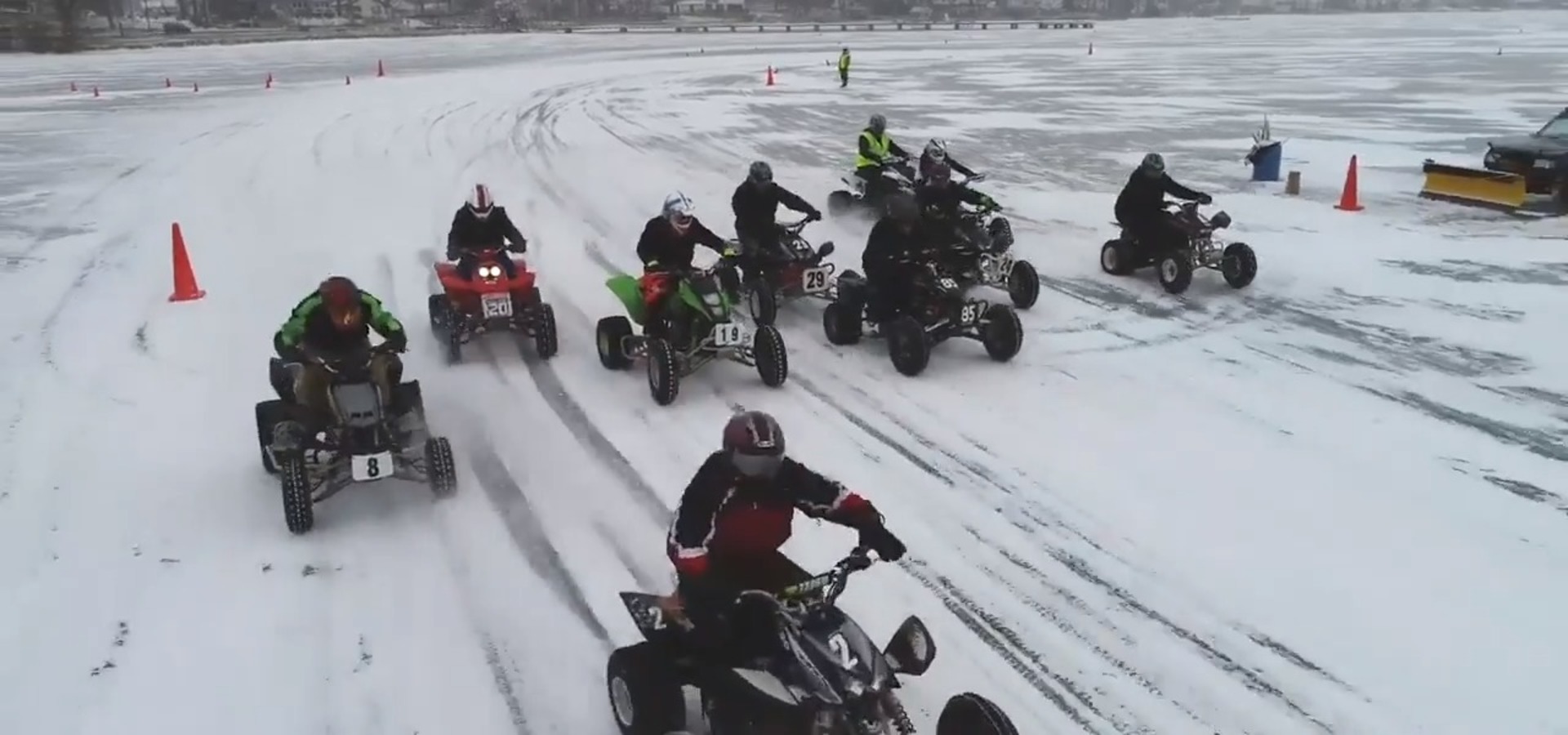 People Compete at ATV race on Frozen Cedar Lake in Indiana | Jukin ...