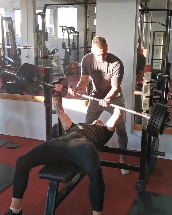 Man Lifts 198-Pounds With One Hand | Jukin Media Inc