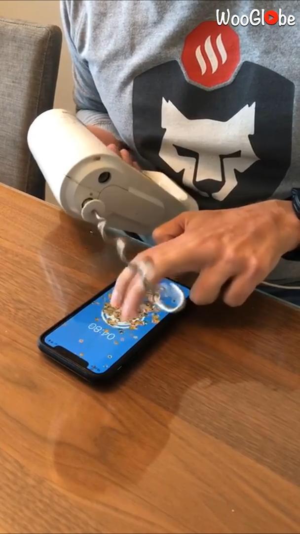 Guy Uses Kitchen Mixer On Finger For Breaking Screen Tap Record | Jukin ...