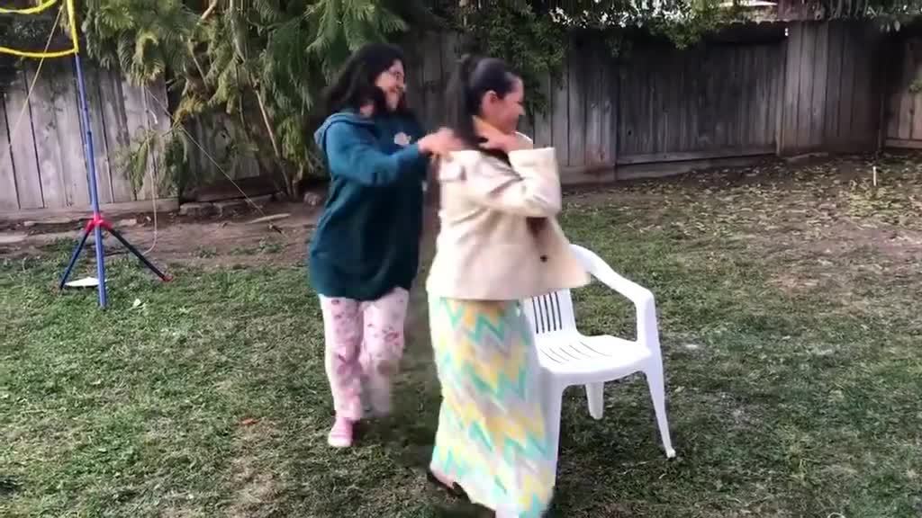 Woman Breaks Chair While Playing Intense Game Of Musical Chairs | Jukin ...