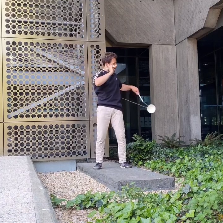 Juggler Shows Cool Moves While Spinning Diabolo Around His Body | Jukin ...