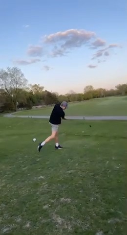 Guy Breaks Golfing Club After Aggressively Making a Golf Shot | Jukin ...