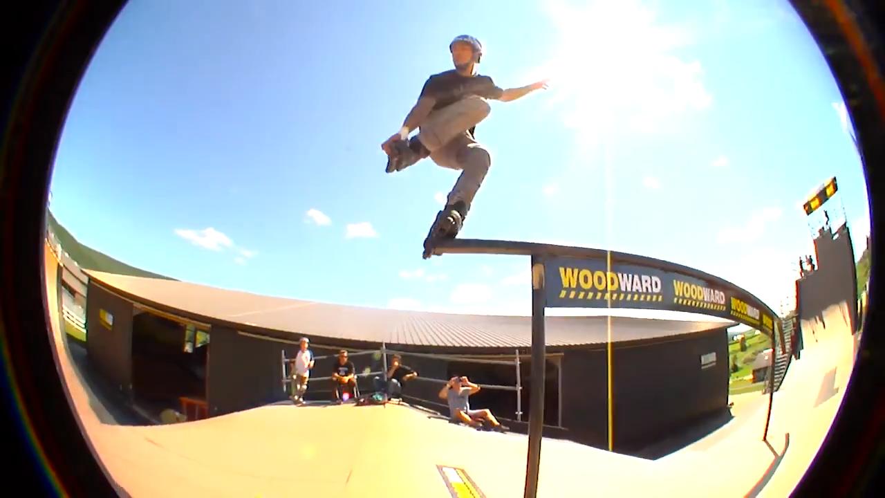 Guy Shows off Freestyle Rollerblading Moves | Jukin Licensing