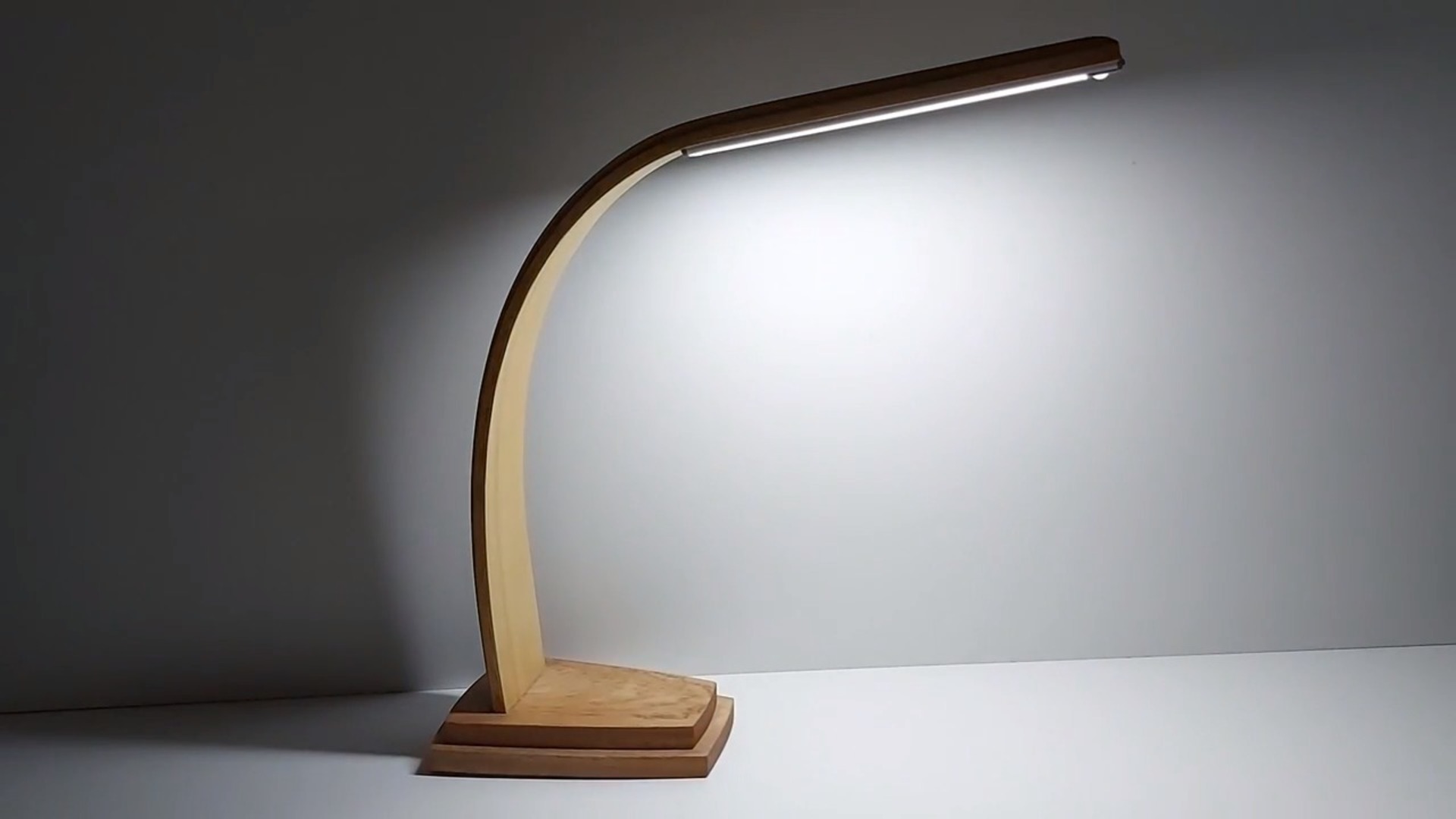 Man Builds DIY Wooden LED Desk Lamp | Jukin Licensing