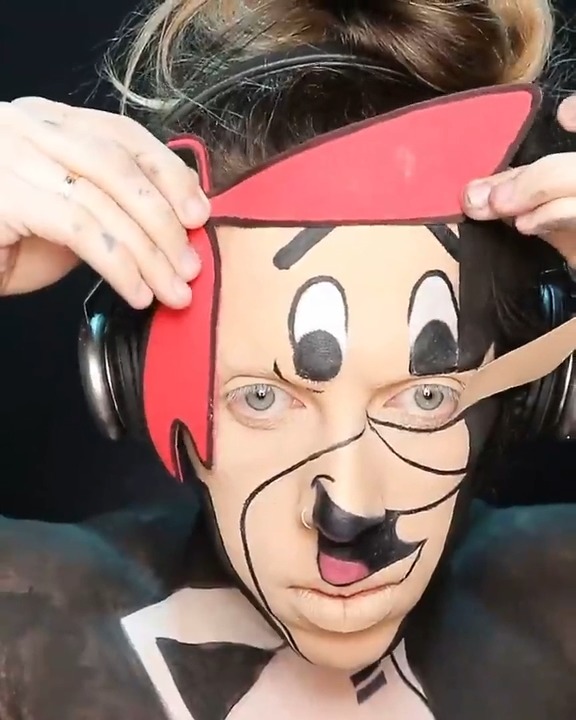 Artist Turns Into Animated Character Using Makeup | Jukin Licensing