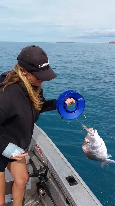 One-Handed Fishing | Jukin Licensing