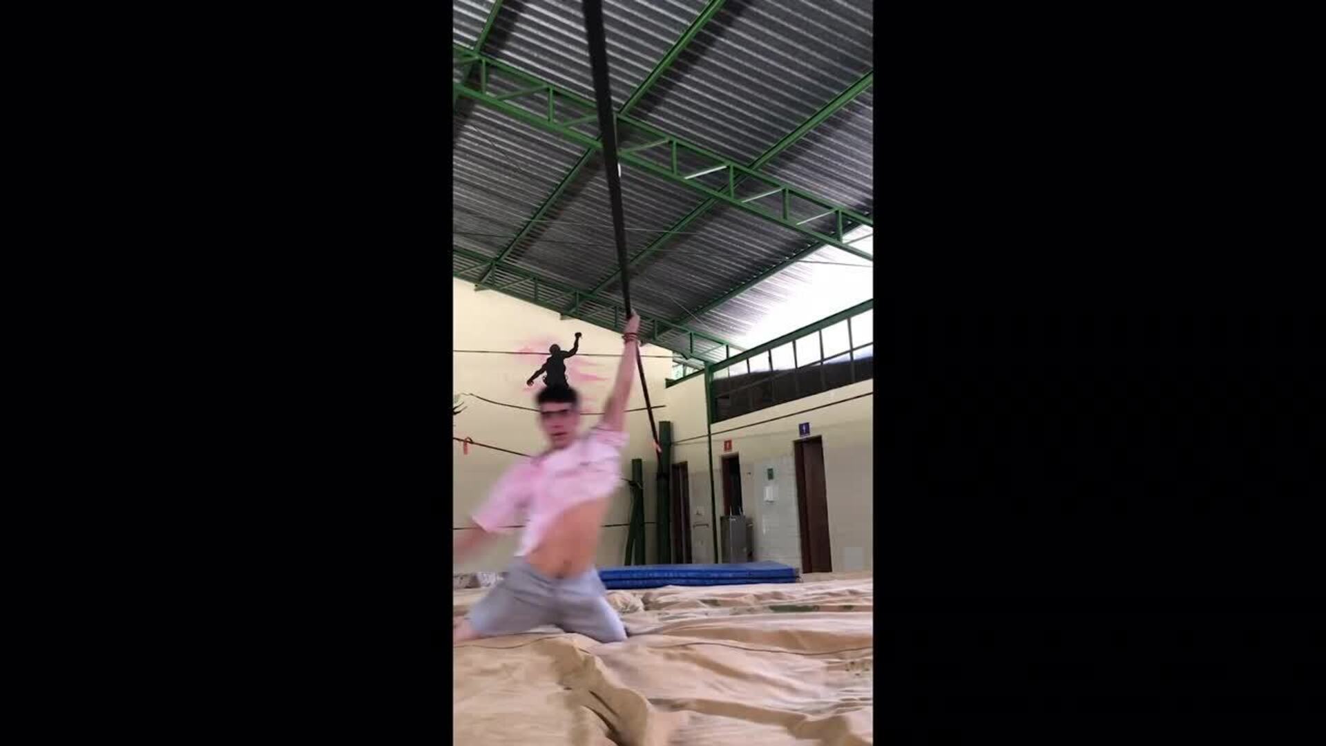 Man Jumps On Slackline | Jukin Licensing