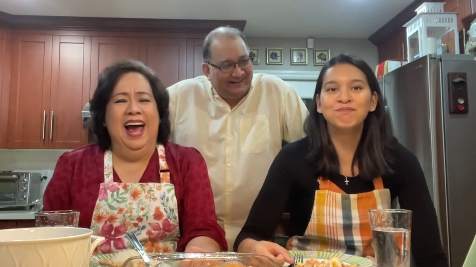 Girl Cooks With Mom and Answers Questions from Fans on Social Media ...