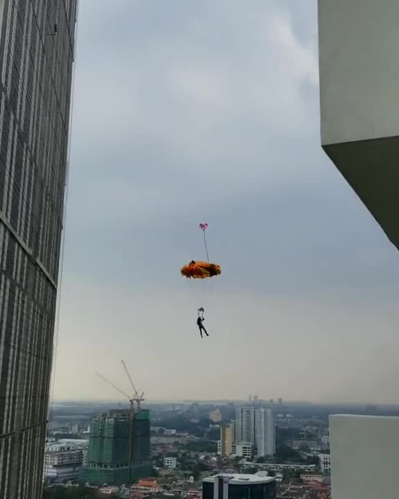 Watching BASE Jump from Window | Jukin Licensing