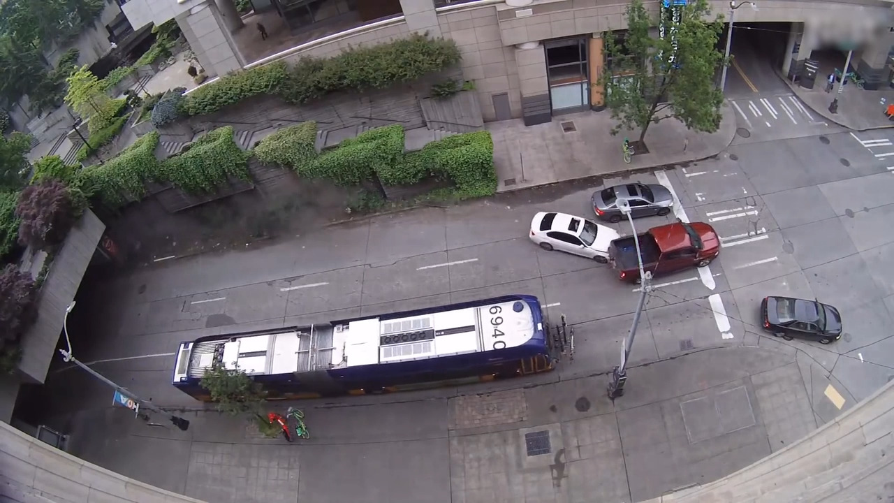 Security Camera Captures Multiple Incidents of Car Accidents | Jukin ...