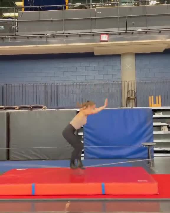 Girl Performs Backflip On Slackline | Jukin Licensing