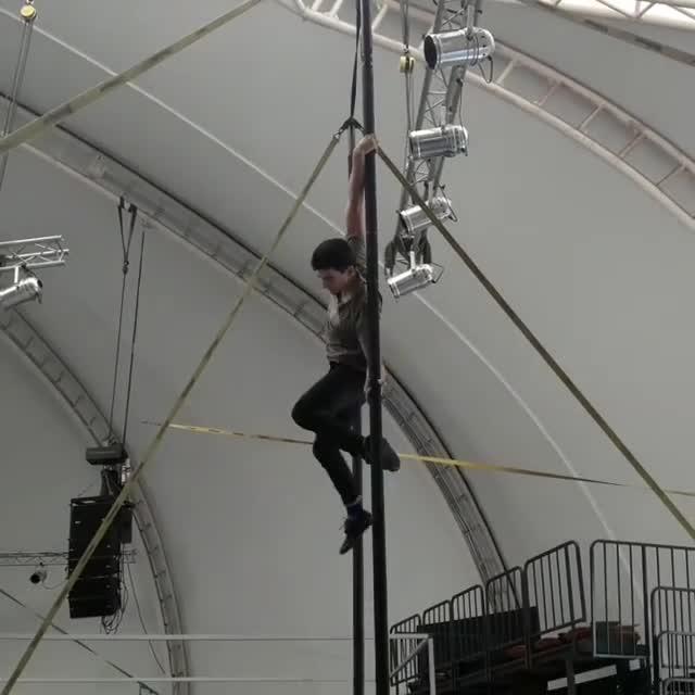 Acrobat Performs Dance Moves on Chinese Pole | Jukin Licensing