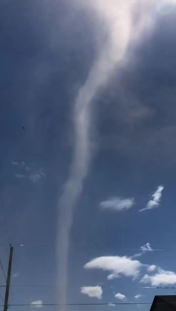 Mini Dust Devil Tears Through Street in Quebec | Jukin Licensing