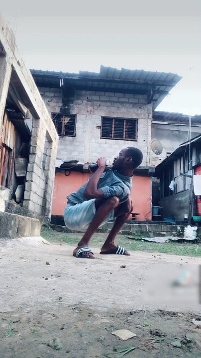 Gymnast Performs Mind-blowing Contortion Moves While Drinking From ...