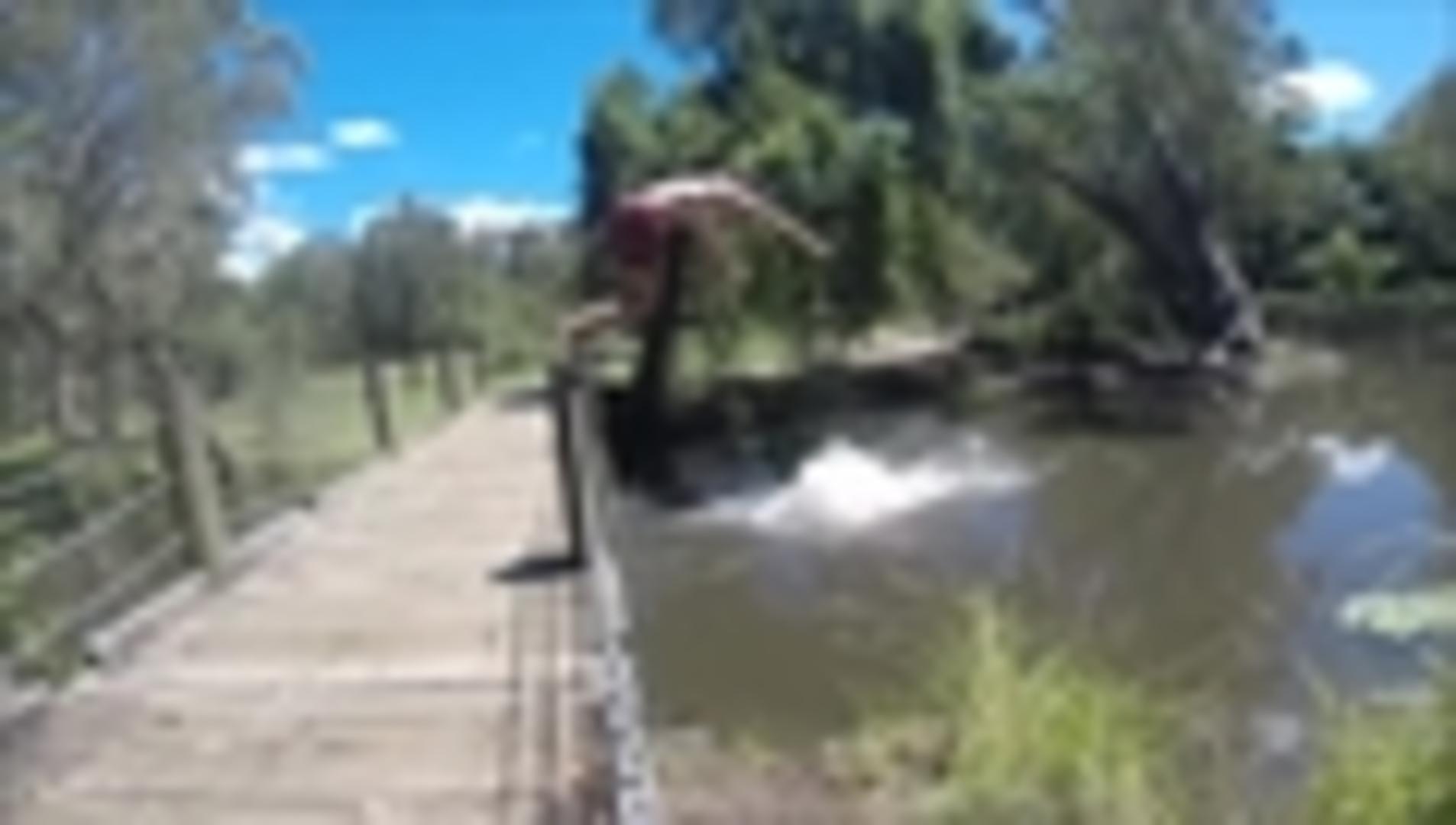 Guy's Back Slap Water Hard | Jukin Licensing