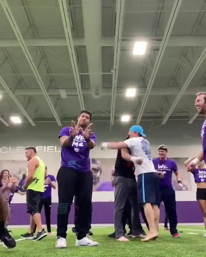 Two Cheerleader Backflip and Stand on Man's Hands as He Lifts Them ...