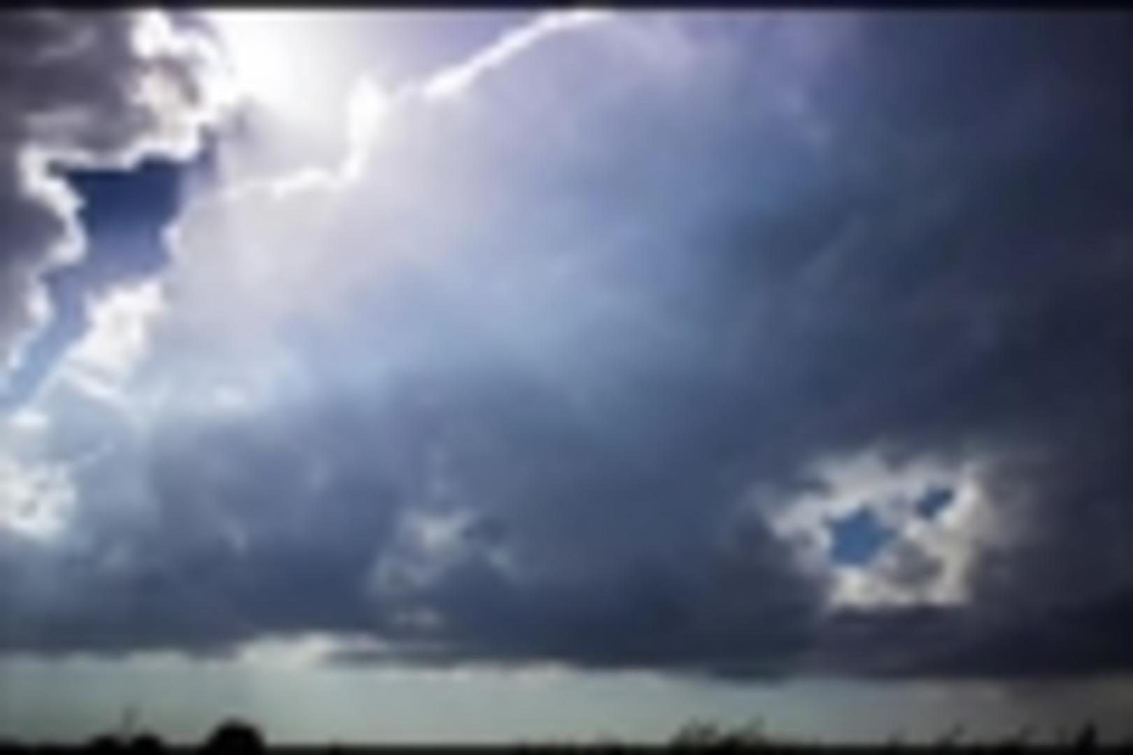 Nocturnal Tornado Time Lapse | Jukin Licensing