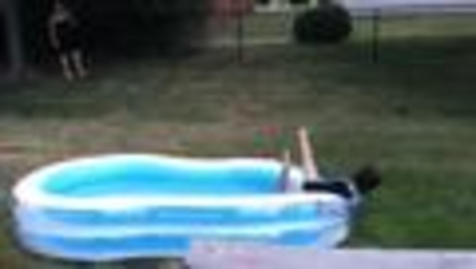 Little Girl Fails at Jumping into Pool | Jukin Licensing