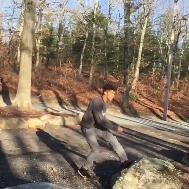 Guy Pretends to Flail in Air While Performing Frontflips | Jukin Licensing